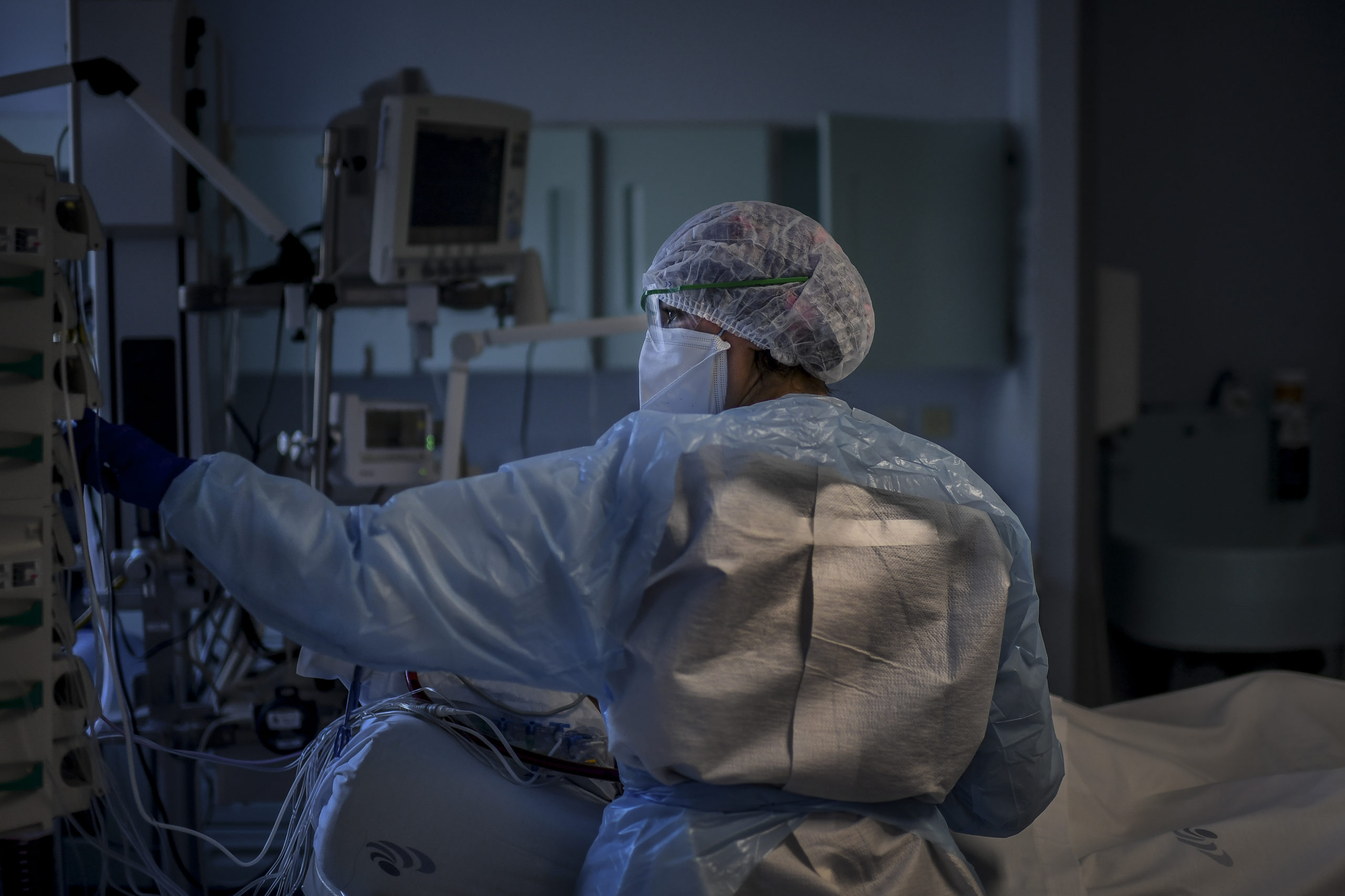 Doctors are "exhausted" and with a "thorn stuck in their skin ...