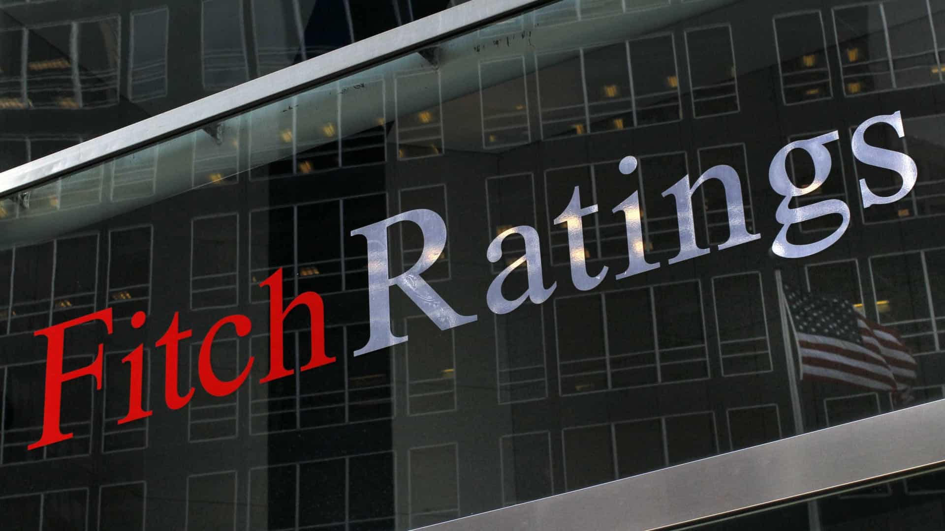 Fitch sobe rating de Portugal para 'A' com perspetiva "Estável ...