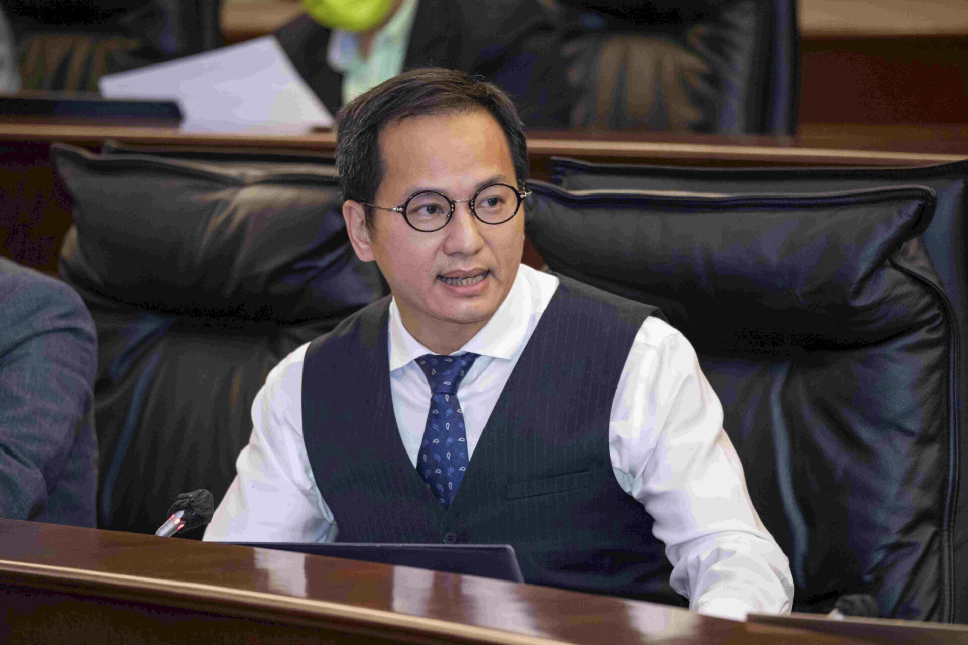 Organize training courses to increase residents' chances of employment ...