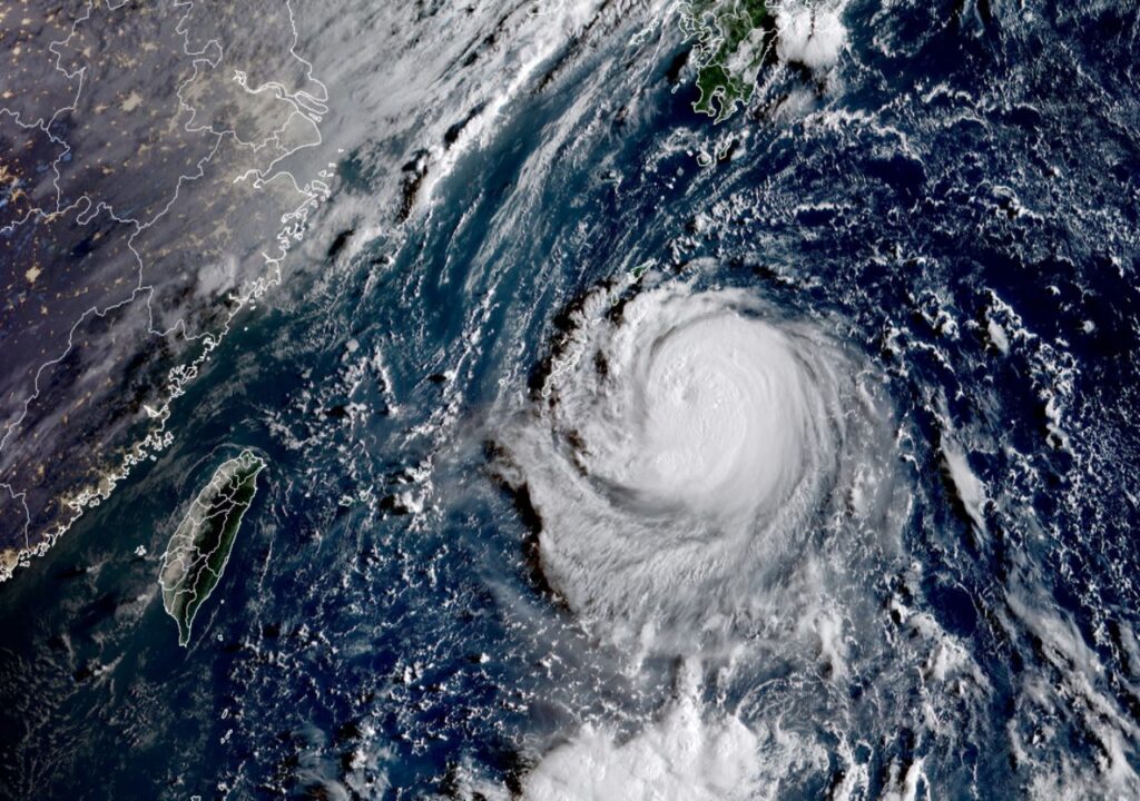 Typhoon Hinnamnor leaves one missing and thousands affected in South ...