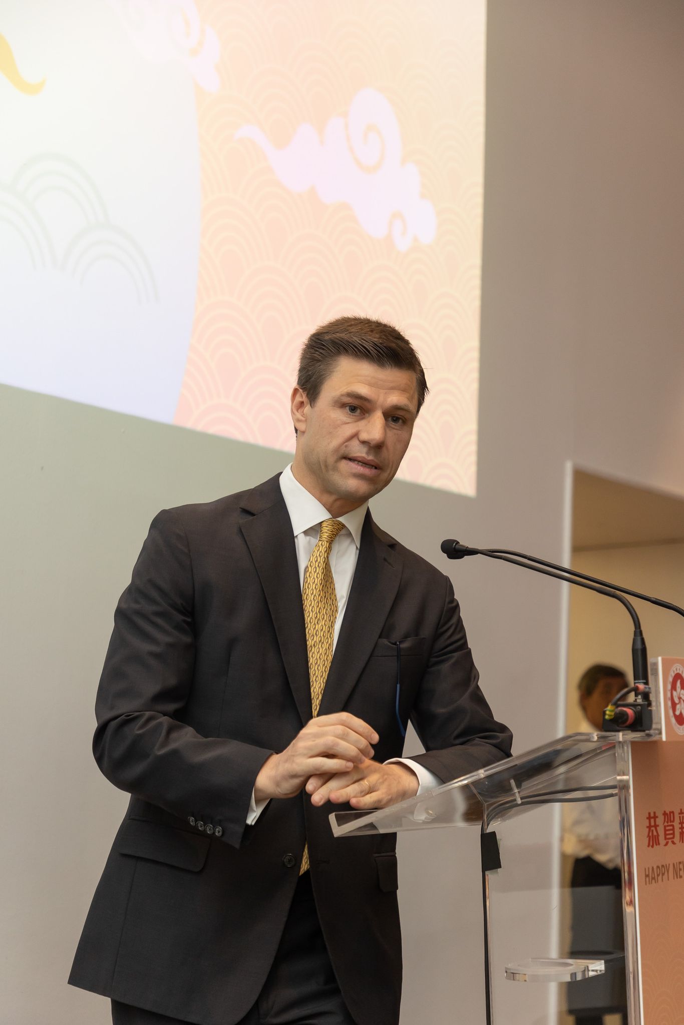“O principal critério [na exclusão da Huawei] não foi o interesse dos ...