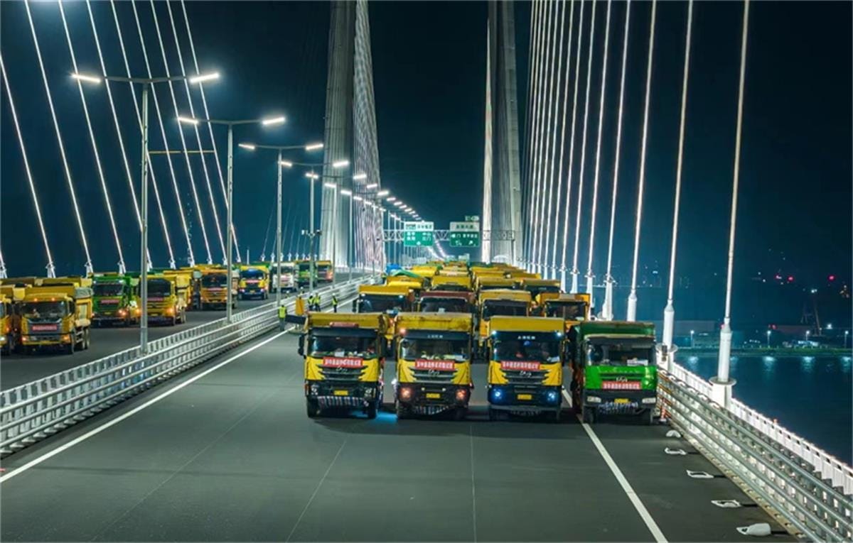 深中通道展開橋樑荷載試驗 - Plataforma Media