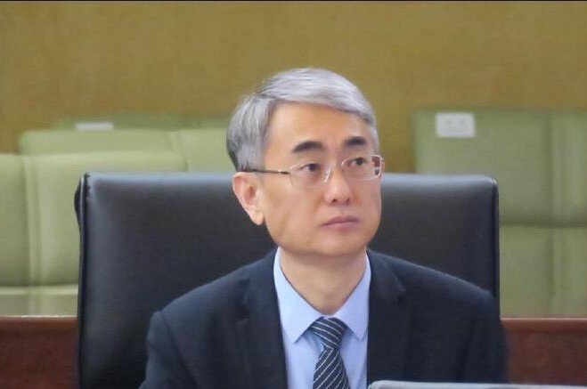 André Cheong quer simplificar licenças para melhorar ambiente de ...