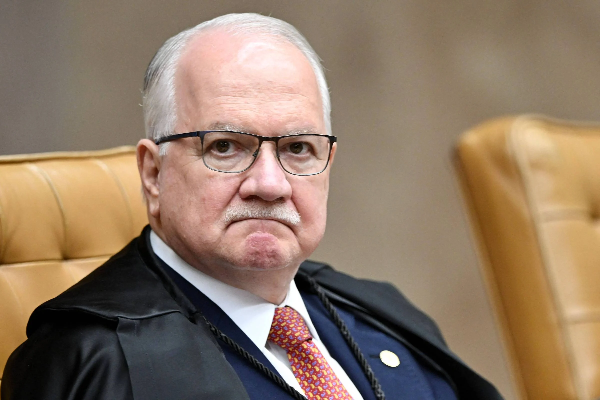 Ofensiva de Trump desafia Fachin no STF após tensão no comando do TSE ...